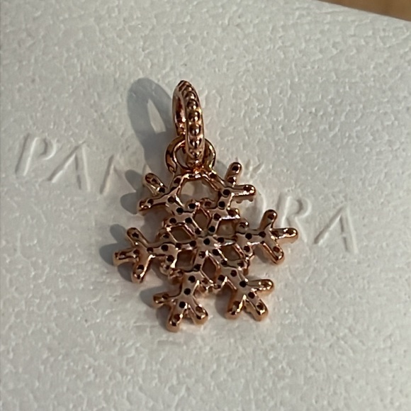 Pandora | Jewelry | Pandora Rose Sparkling Snowflake | Poshmark